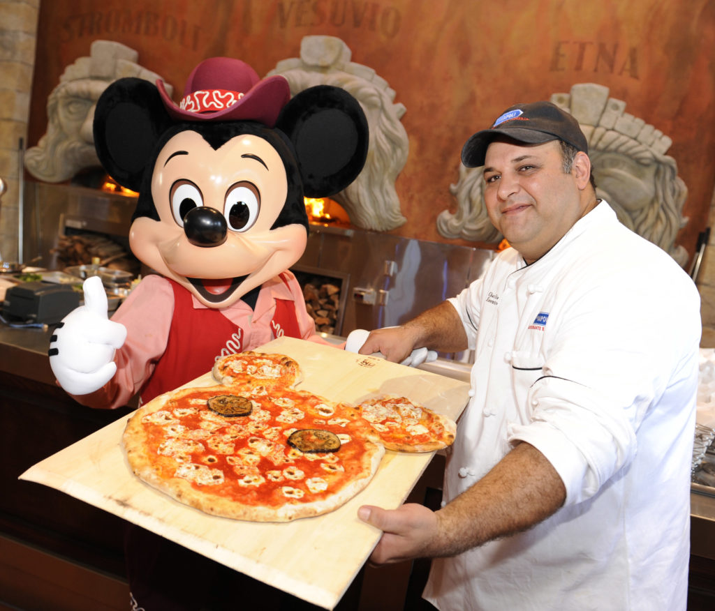New Pizzeria Via Napoli Unveiled at Epcot World Showcase at Walt Disney ...